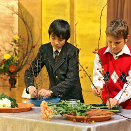 Stream khaw nam | Listen to chyena mat sai playlist online for free on ...