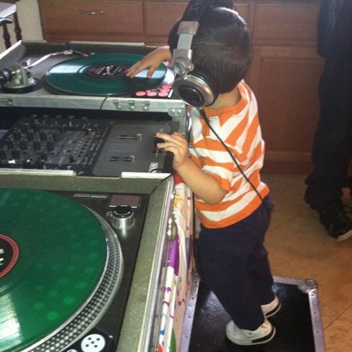 Stream TWISTED MIX (QUICKIE) by DJ_Twisted | Listen online for free on ...