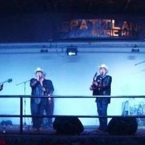 Stream Grupo Atomo - Si Acaso Vuelves by Cesarito | Listen online for ...