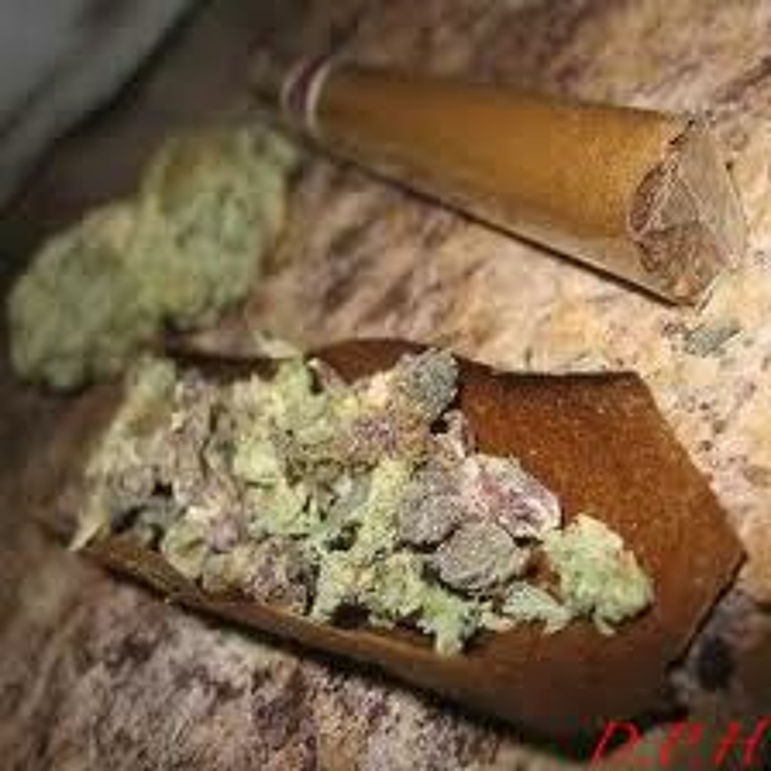 Stream Obie Ft. Xtree - kush Skunk & Berry (Beamer Benz or Bentley ...