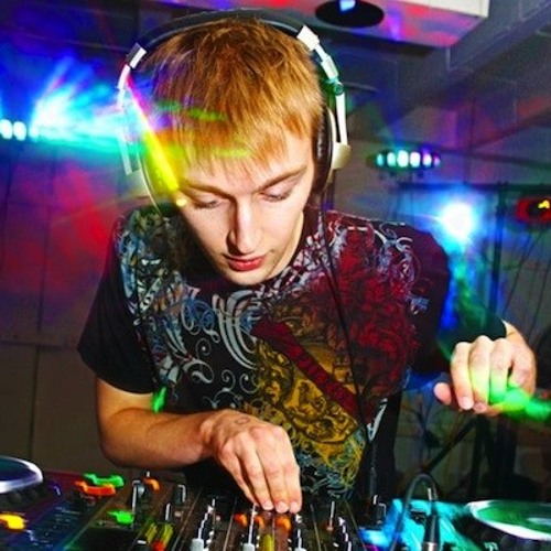 Listen to Vaski Ft. Sarah Laske - The Island by masticablefm in 1st ...