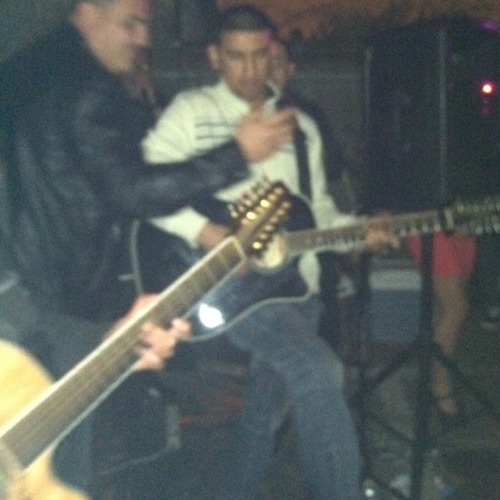 Stream La Vale Rodriguez | Listen to dinastia playlist online for free ...