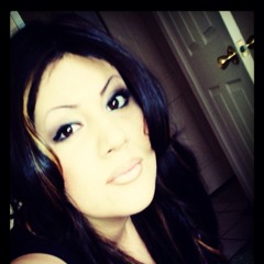 Julie Farias's Instagram, Twitter & Facebook on IDCrawl