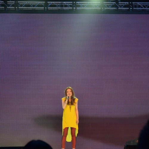 Stream Janice Yan Debut in SG 李香兰 by You JL | Listen online for free on ...