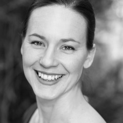 Aniko Toth's Instagram, Twitter & Facebook on IDCrawl