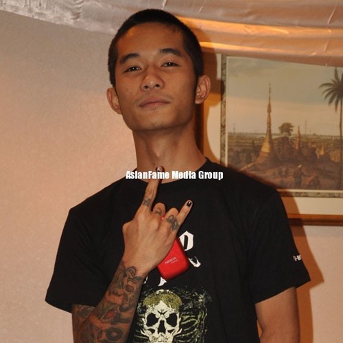 Stream ငါ .....ေသလို႔ရတယ္ ~ Raymond ~ ေရမြန္ ..Idiots Band by ဒူကဘာ ...