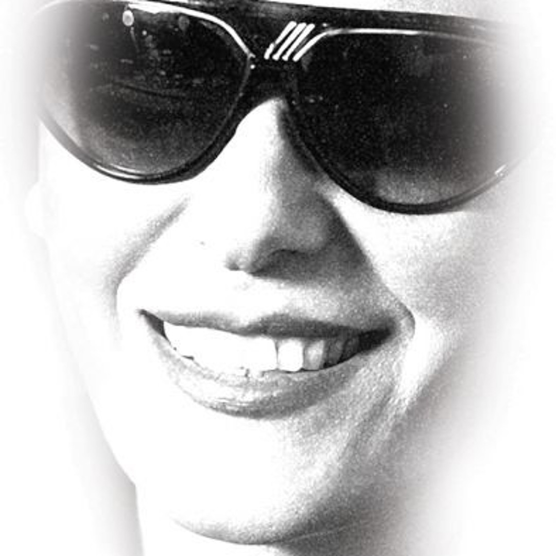 Stream پری زنگنه، گنجشگک اشی مشی-Pari Zanganeh - Gonjeshgak e Ashi ...