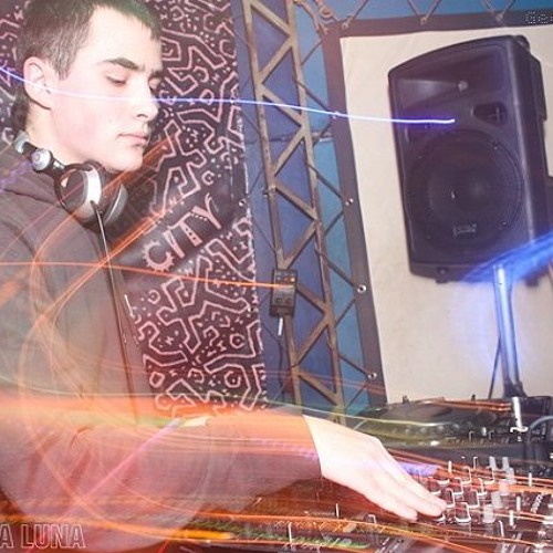 Stream Digital Mess - t3gen (Digital Mess 'low kick' mix) [soon] by ...