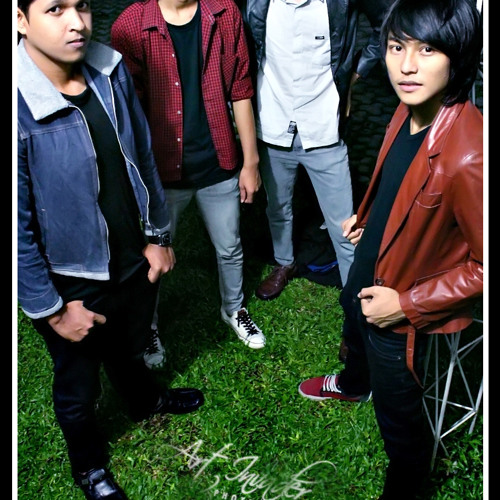 Stream POPPAY - Tak Pernah Ada Jawaban(low Res) by Poppay | Listen ...