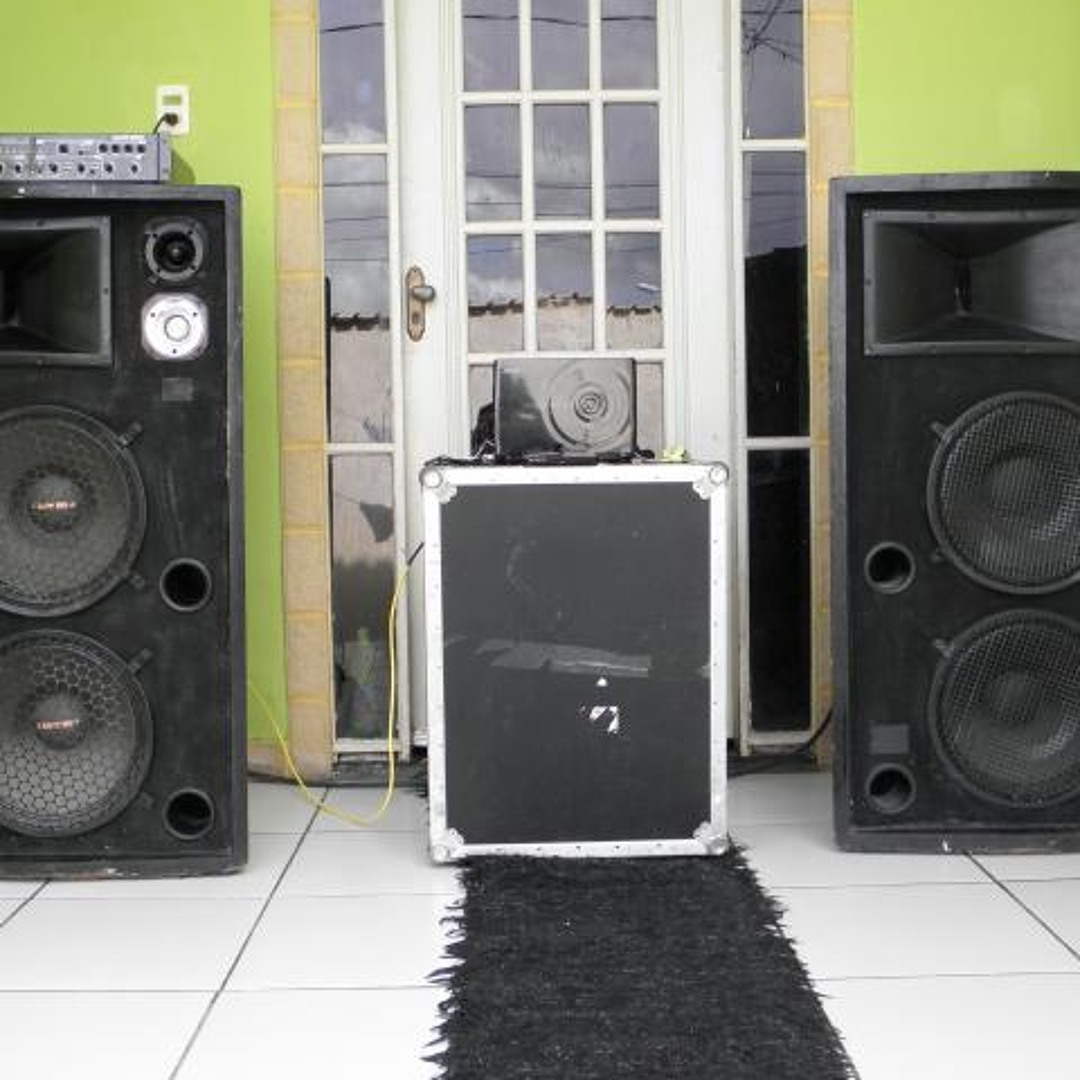 Stream MONTAGEM == KALIFORNIA FAVELA == ( DJ JOWJOW ) by Jonathan Sousa ...