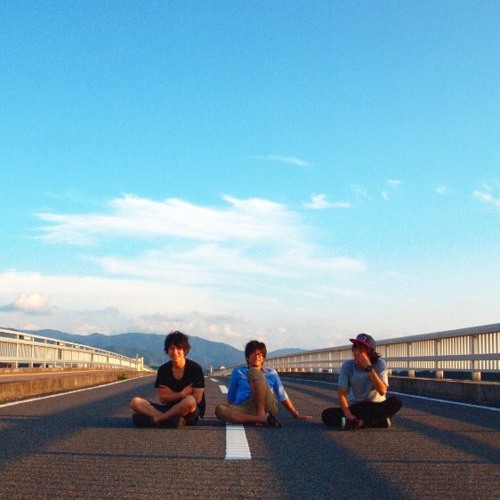 Stream Headlight Middle Shadows / loop around by Tatsuya Iwamoto ...