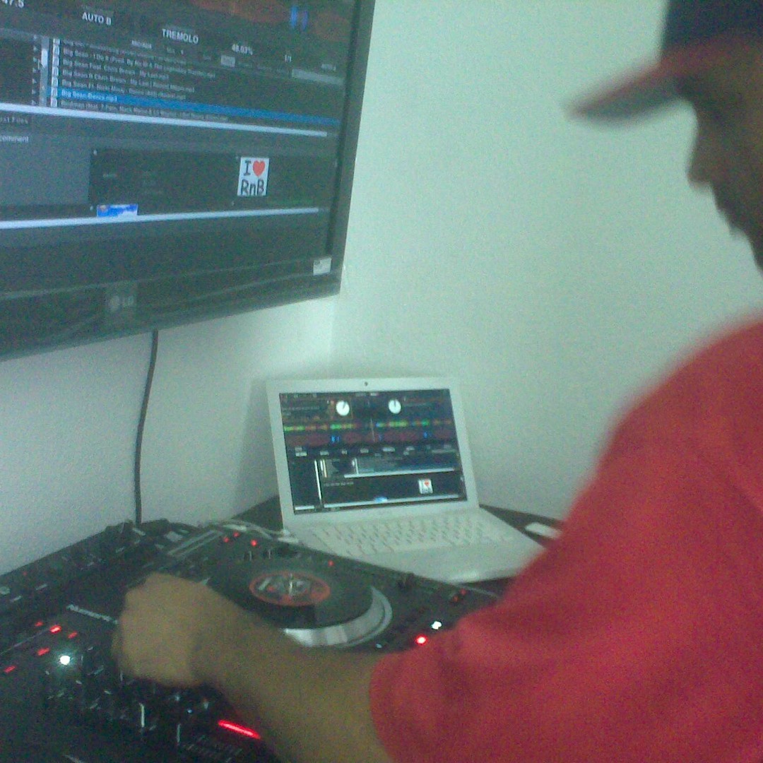 Stream Bruno Mars - The Lazy Song (Remix) by djnegrojayjay | Listen ...