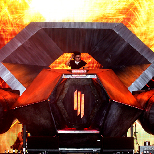 Stream Skrillex @ Ultra Music Festival 2012 [HQ] (Full Set Tracklist ...