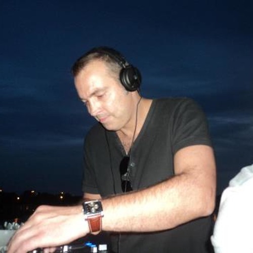 Stream Move Your Body Now - Mixed By David by Deejay Maj | Listen ...