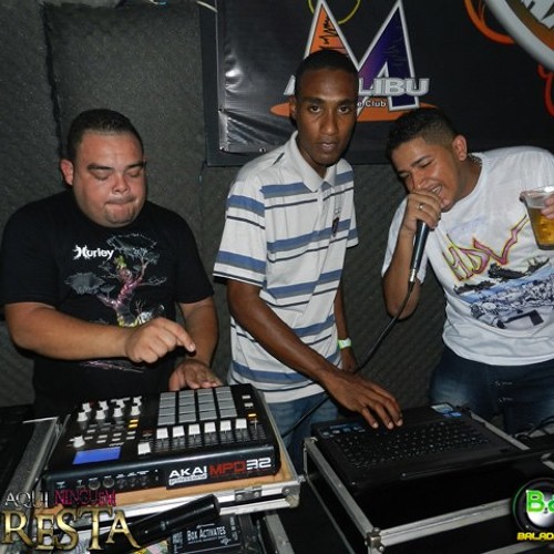 Stream 25º MC DIOGO - No Baile do P.U, Tá Lotado de Cachorra - (DJ Igor) by Diogo Mc | Listen ...