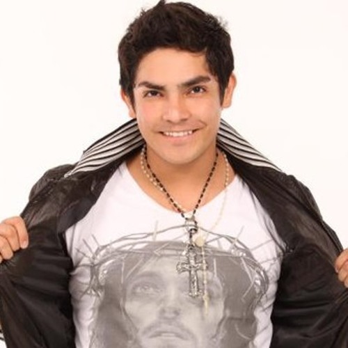 Stream Ozuna Đöřïäň Přïňčë | Listen to erick elera lloras playlist online for free on SoundCloud