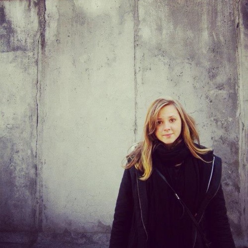 Stream Landslide (Cover) by Nikoline Music | Listen online for free on ...