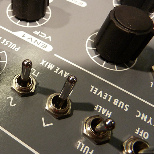 Stream Drummed up Basses - Boomstar 4075 by Drew Neumann by STUDIO ...