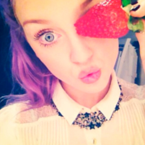 Perrie Edwards Dna