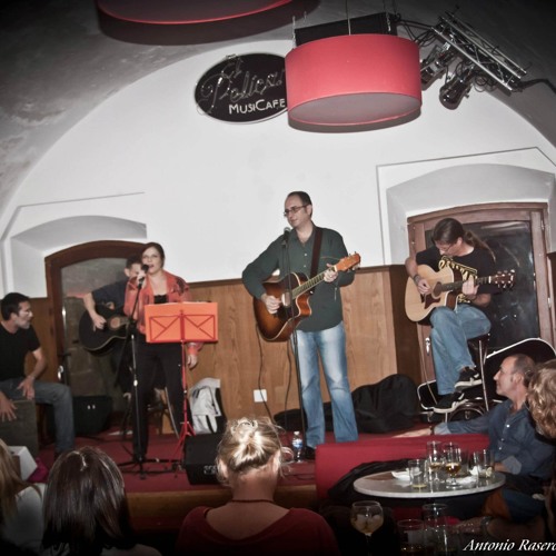 Stream Lola Baker - Fatalidad (Directo 2012) by Lola Baker Band ...