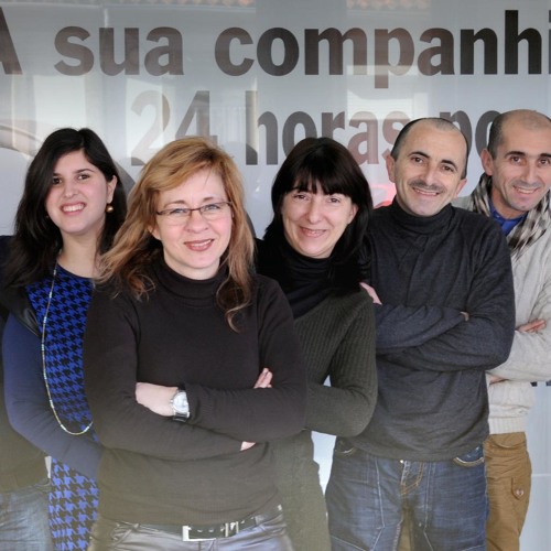 Stream Poema Dia Da Mulher by Hugo Puga | Listen online for free on ...