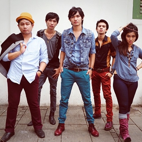 Stream PARIS - Negeri Cinta (teaser) by PARIS Band | Listen online for ...
