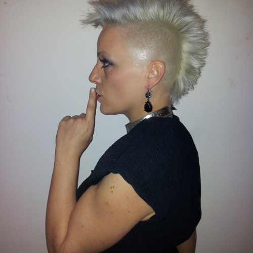 Stream Entrevista a Alexandra Moon de CONEXION DANCE by Alexandra Moon ...