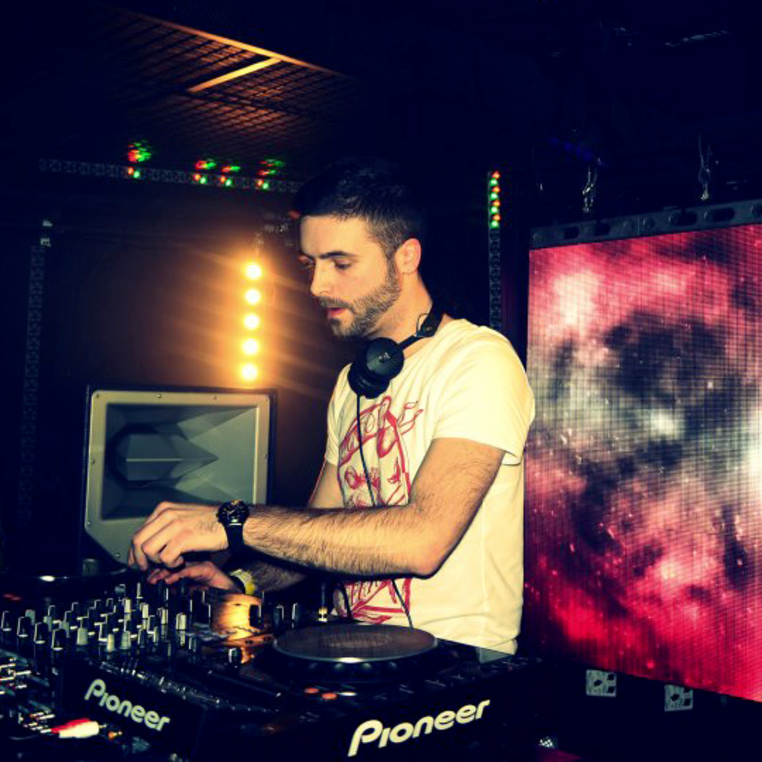 Stream Costello - 45 mins Mixtape ::::: APR 2013 by Costello | Listen ...