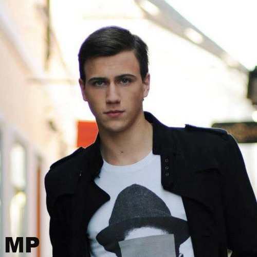 Stream Pascal Giefing - Panik (Originalversion) by Harry Steinwender | Listen online for free on ...