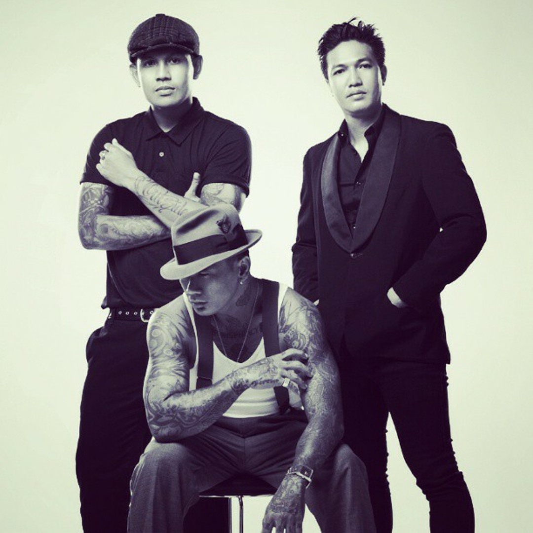 Stream user674778994 | Listen to superman is dead - bulan dan ksatria ...