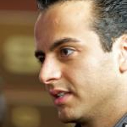 Raha Etemadi And His Wife