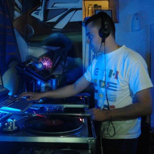 Stream dj bad mix party 2013 ( house / électro ).... by dj bad la cosca ...