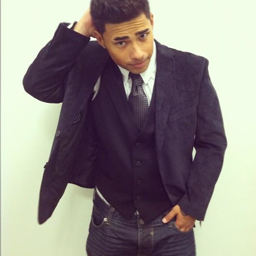 Stream Vic De Leon "Just Chill" Ft. Malcolm Kelly by VicDeLeon | Listen ...