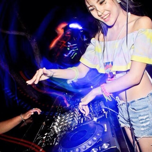Stream DJ Faahsai - Electro Dutch Mix by Pop Culture Live! | Listen ...