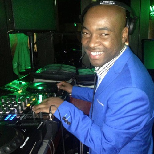 Stream Da essentials mix by KG Smallz 03.sep.12 by KGSmallz | Listen ...