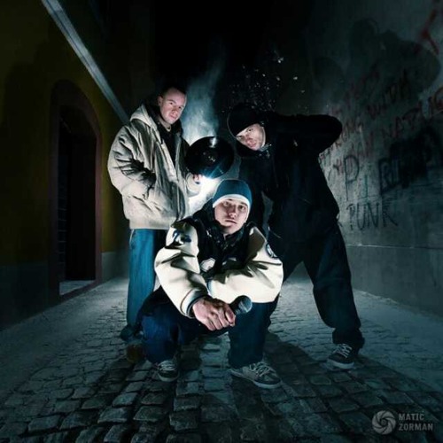 Stream AS KING by TrXe | Listen online for free on SoundCloud