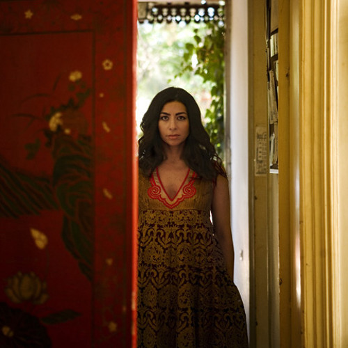 Stream Elizabeth Ayoub - اليزابيث اَيوب - ليش by HabibFayek | Listen ...