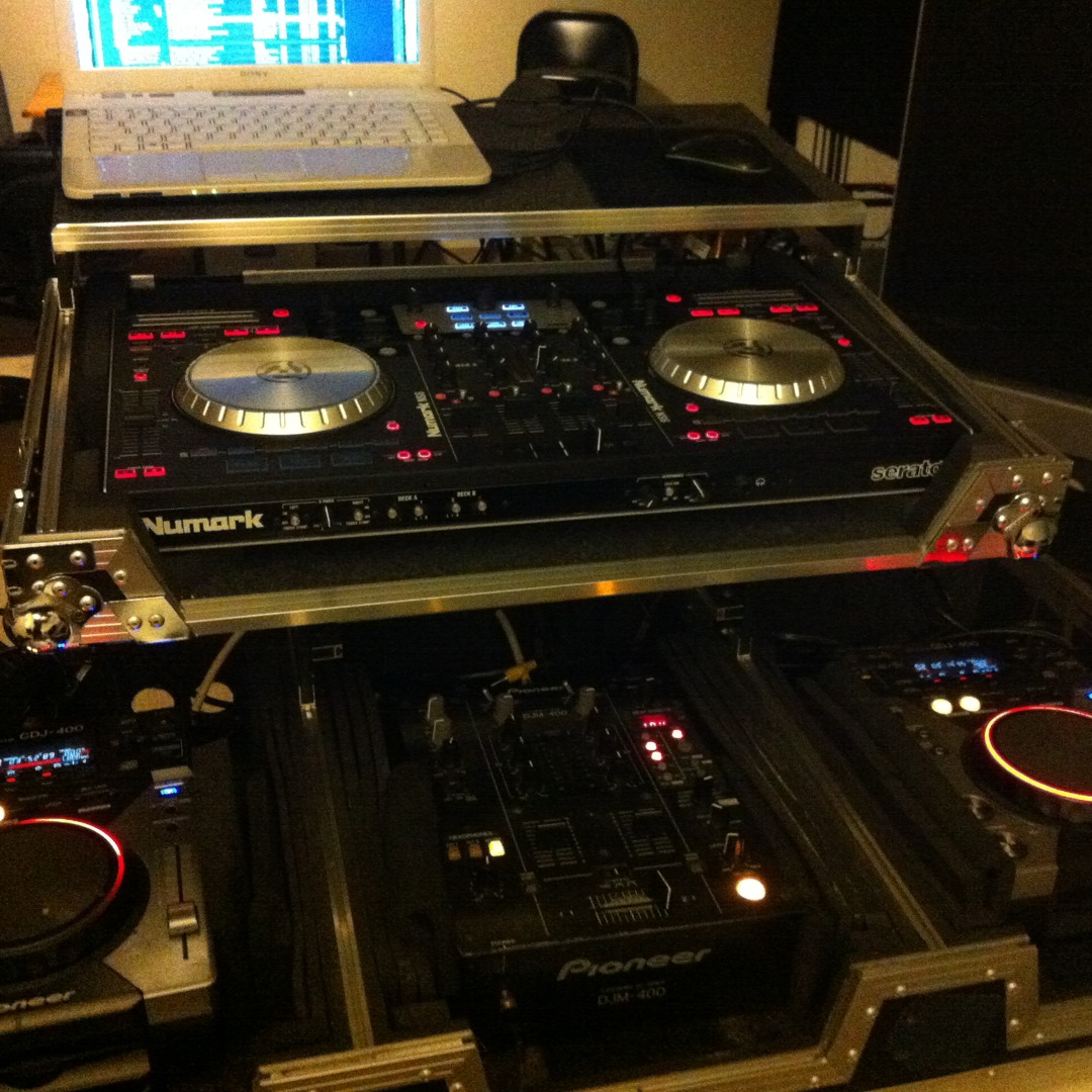 Stream DJHD - All Remixes! 60 Min. Of HD (Hip Hop, R&B, Old School ...