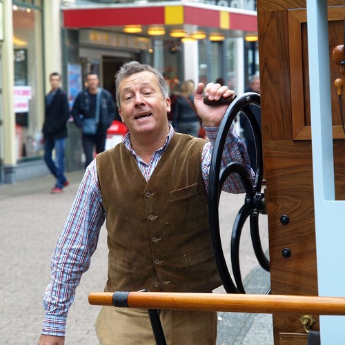 Stream "Het Stijvebeeldje" Zwolle 12 oktober 2013 met Eric Mertens by ...