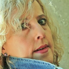 Kelly Sinclair's Instagram, Twitter & Facebook on IDCrawl