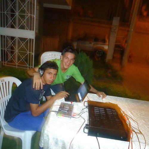 Stream oscar dj (brother music ) mix chicha ecuatoriana bailables by ...