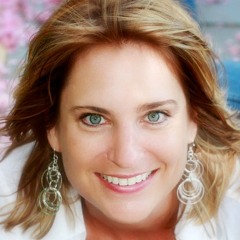 Deborah Lyle's Instagram, Twitter & Facebook on IDCrawl