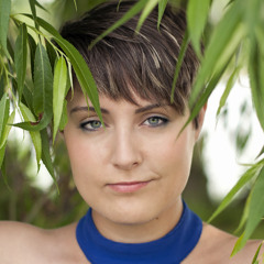 Danielle Diamond's Instagram, Twitter & Facebook on IDCrawl