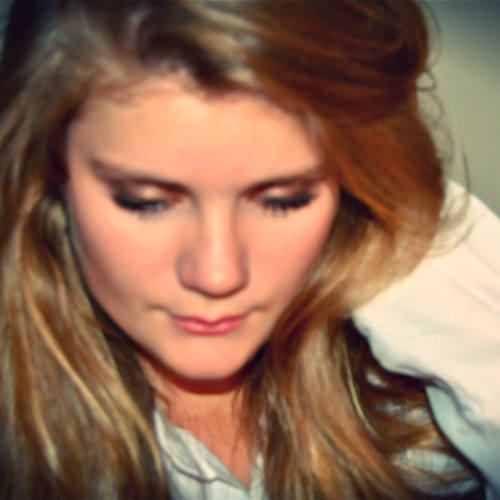 Stream 1920's (Demo) by Simone Emilie Holm | Listen online for free on ...