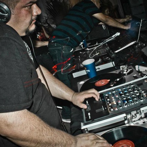 Stream DJ MIKE MIX CD LIVE by dvjmike | Listen online for free on ...