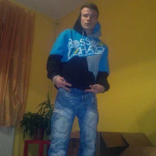 Stream Mo.Strezzkidz 2013 by Mo chip LIve | Listen online for free on ...