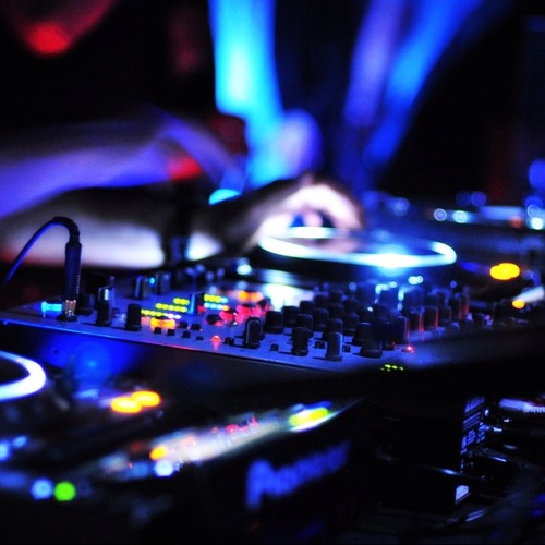 Stream Quick Mix by Dj CRAVE | Listen online for free on SoundCloud