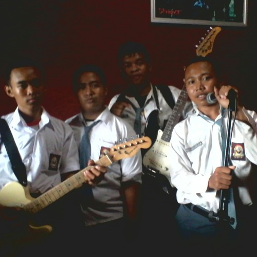 Stream D'seroX Band~Kau Satu-satuNya by pulungrevastianto | Listen ...