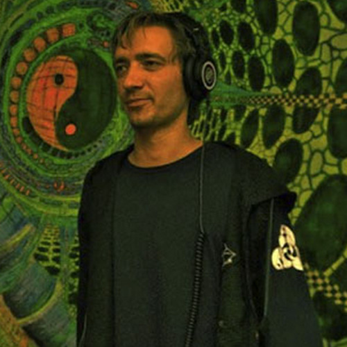 Stream DJ Dolphin "Live From The Studio" 29/11/2013 by radiOzora ...
