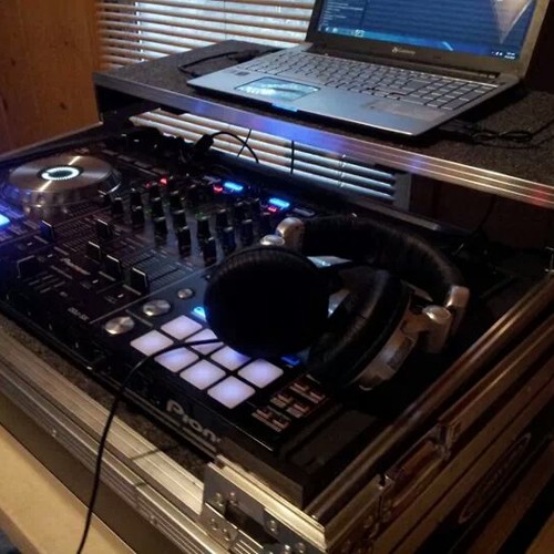 Stream Elgallito Reveles | Listen to jose arana playlist online for ...